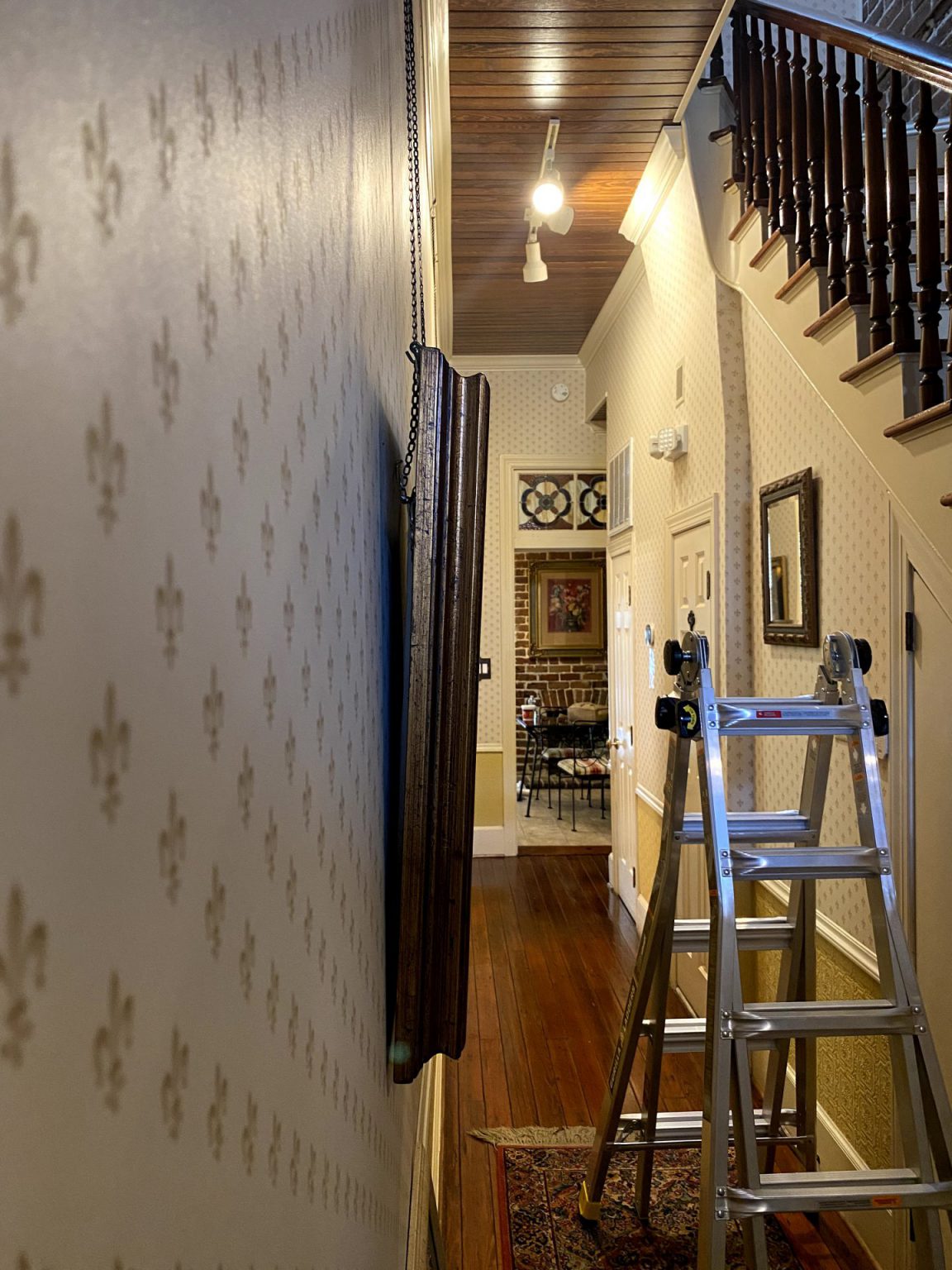How to Use a Picture Rail - The Broughton Street House